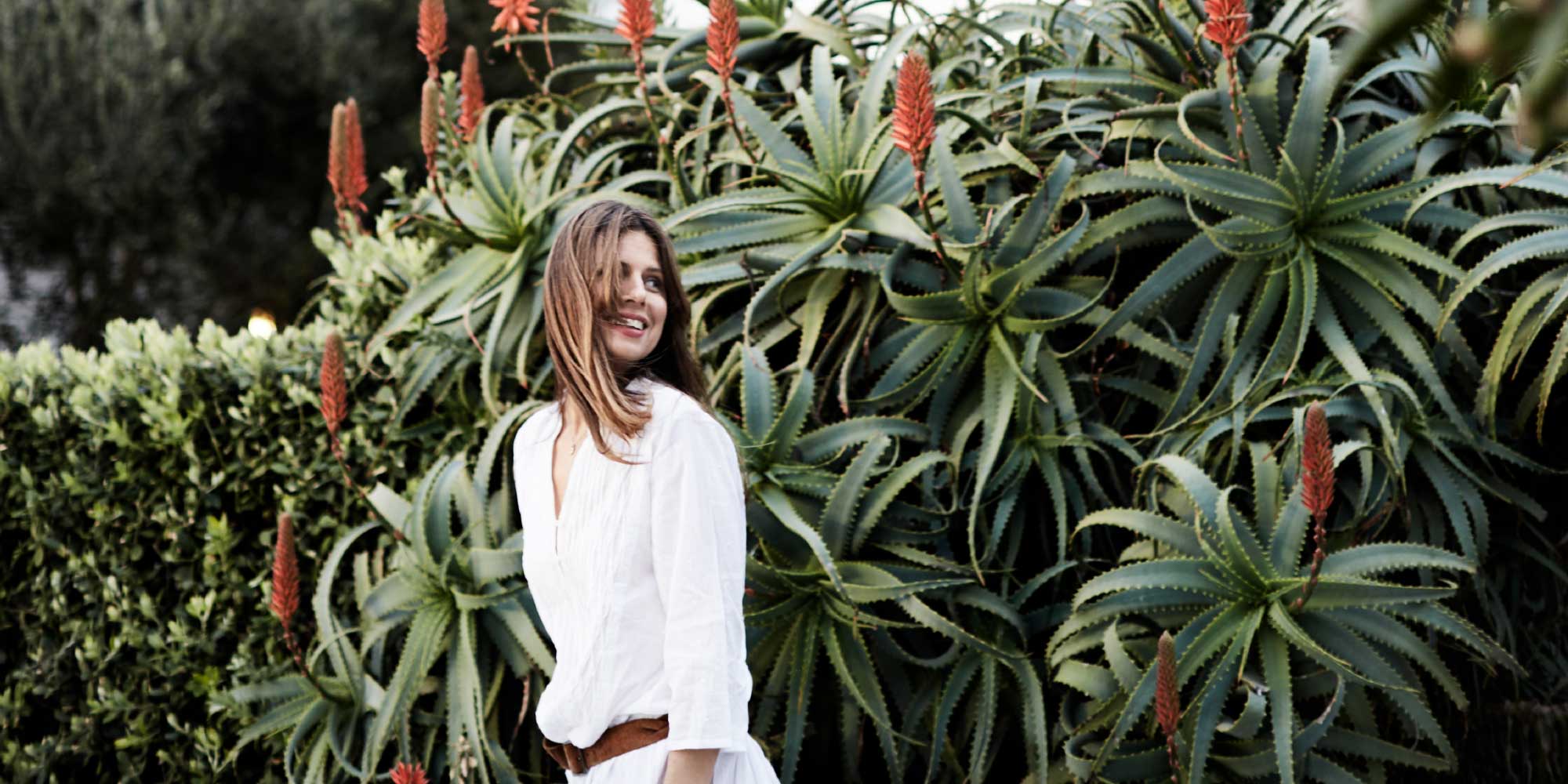 Carla Oates Explains How to Glow from the Inside Out with Edible Beauty ...